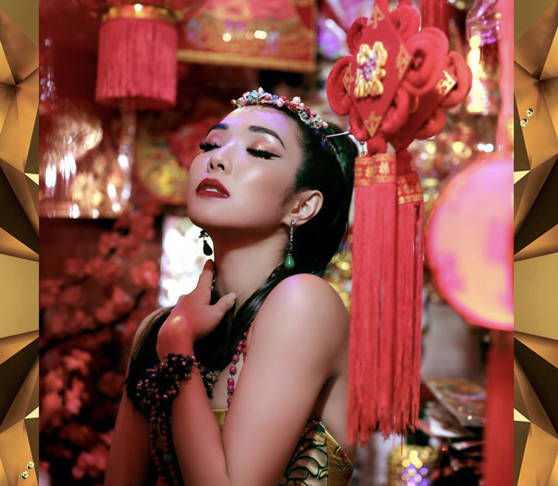 Potret Baju Imlek Gisel Ekspos Area Sensitif, Netizen: Pak Gading Gak ...