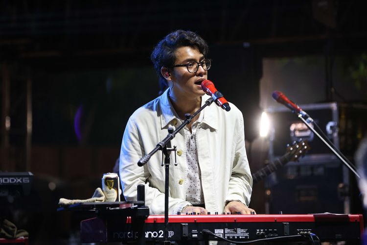 Punya Sakit Maag Ardhito Pramono Pingsan di Panggung, Jangan Sepelekan ...