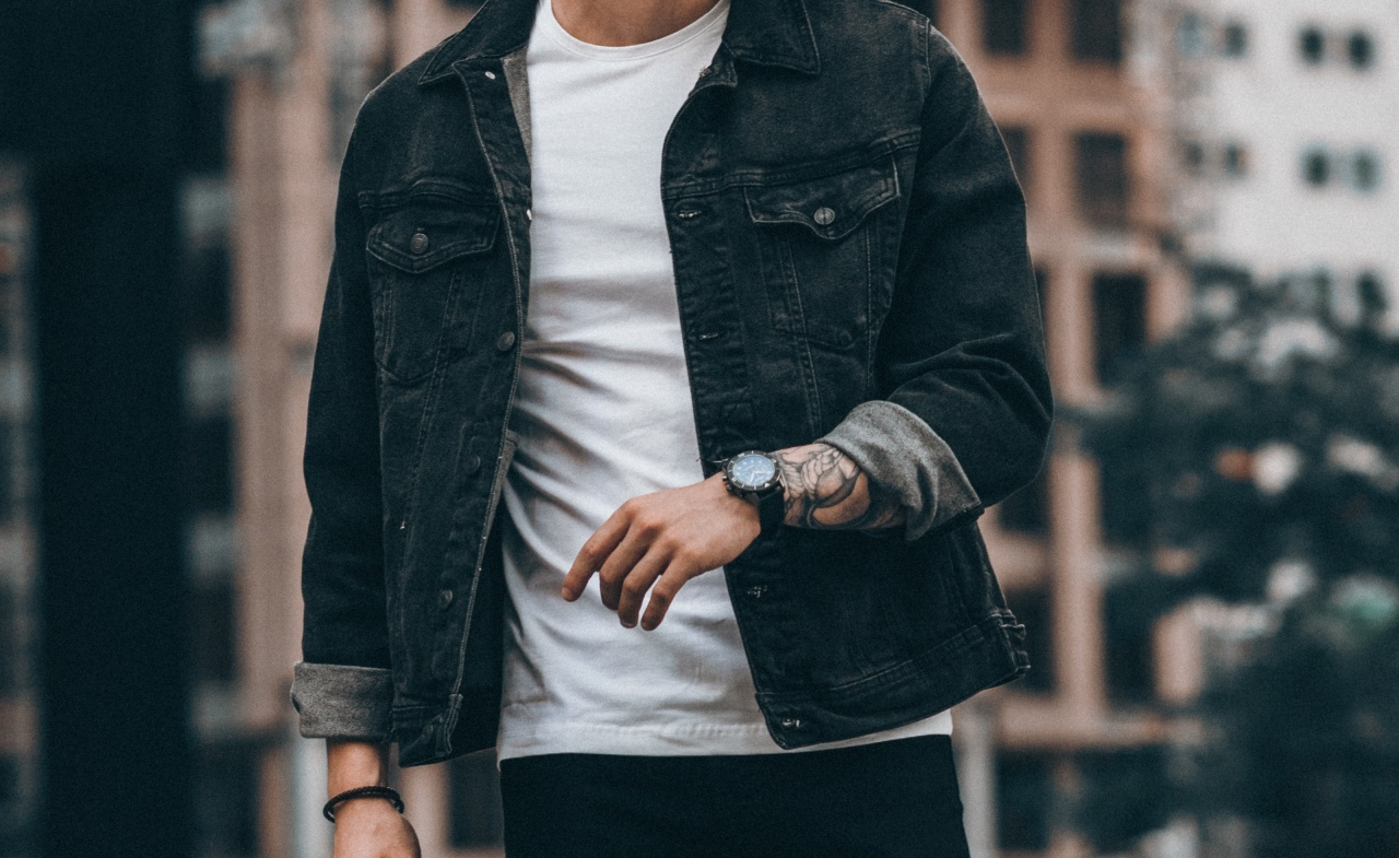 Selalu Ngetren, Ini 3 Style Fashion Aesthetic Ala Cowok Pinterest ...