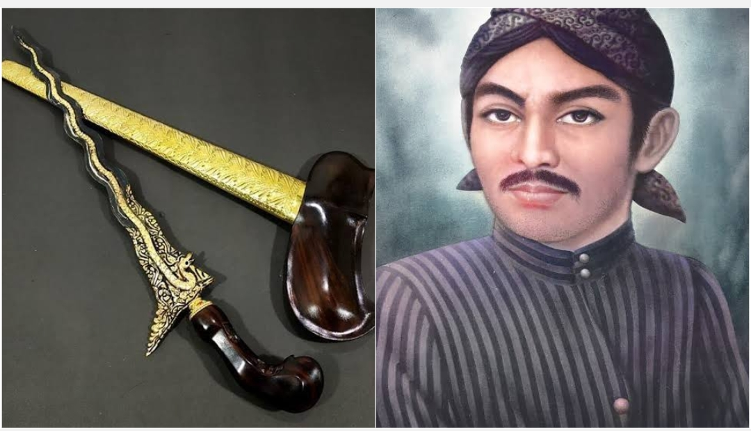 sunan kalijaga pegang keris