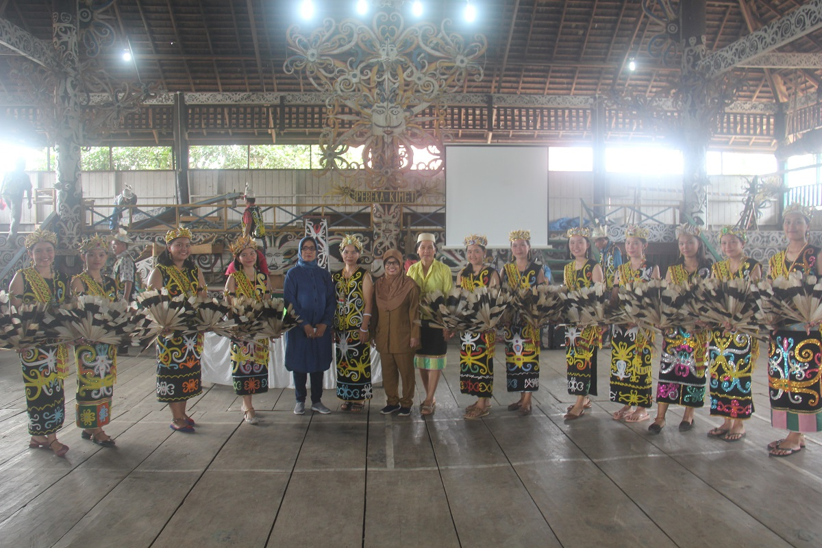 Inilah Tari Datun Ngentau Yang Menjadi Bagian Tradisi Mecaq Undat ...