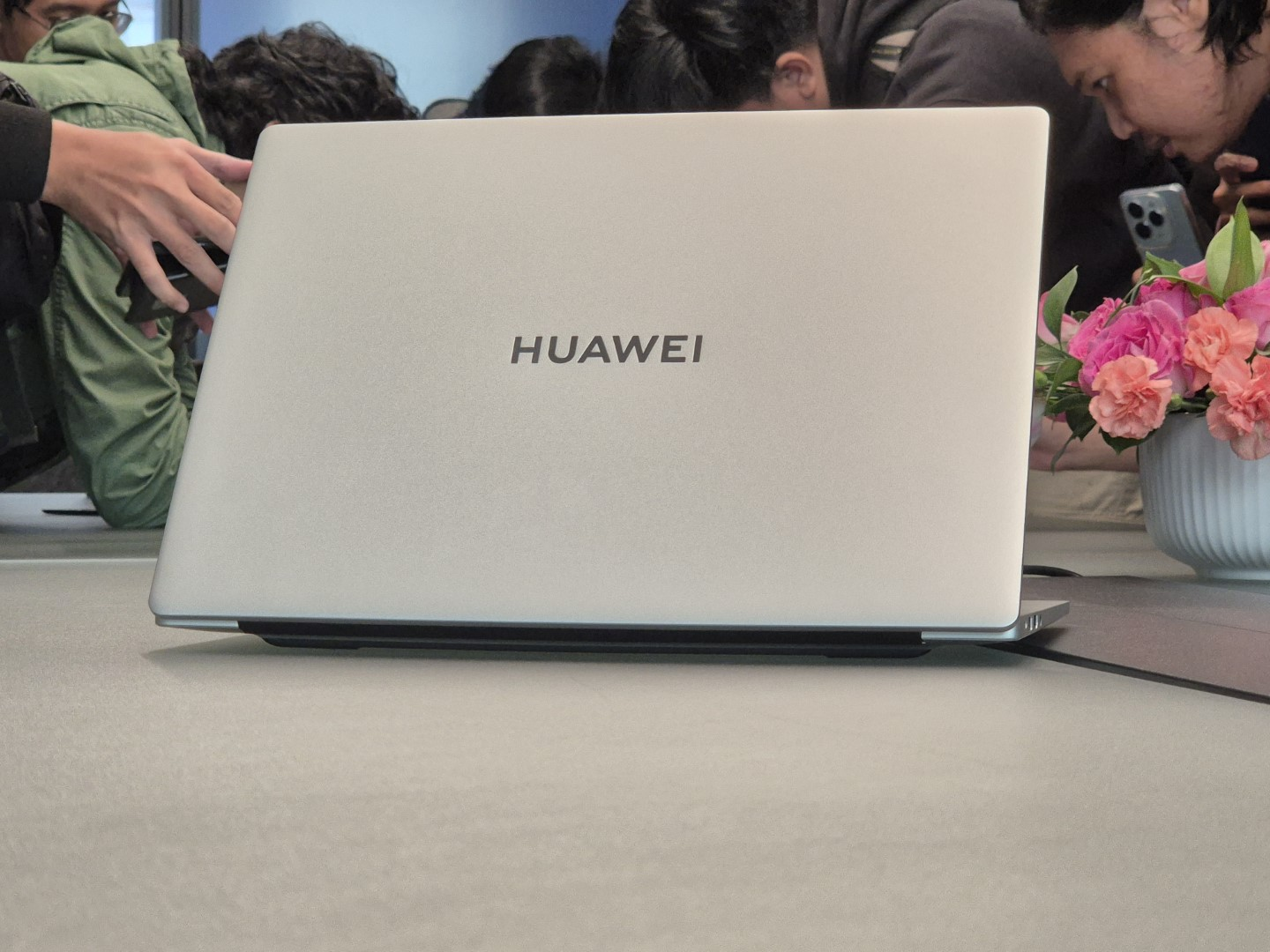 Huawei MateBook D14 2024 Hadirkan Desain Premium di Harga 10 Jutaan