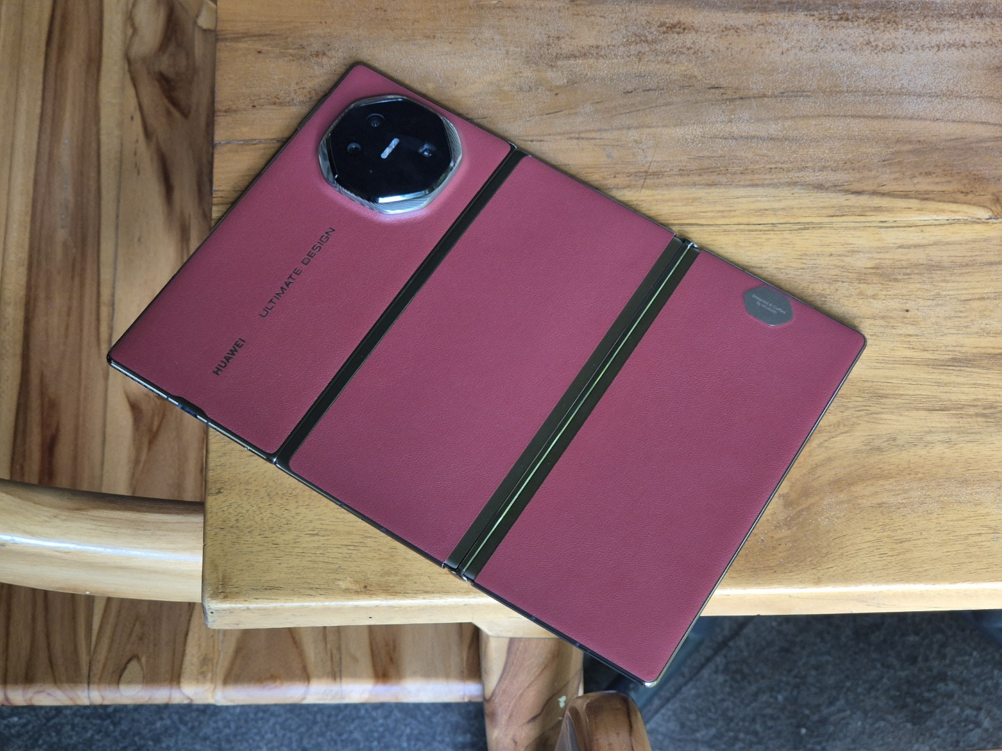 Huawei Mate XT Ultimate Resmi hadir di Indonesia Dengan Harga 52 Juta ...