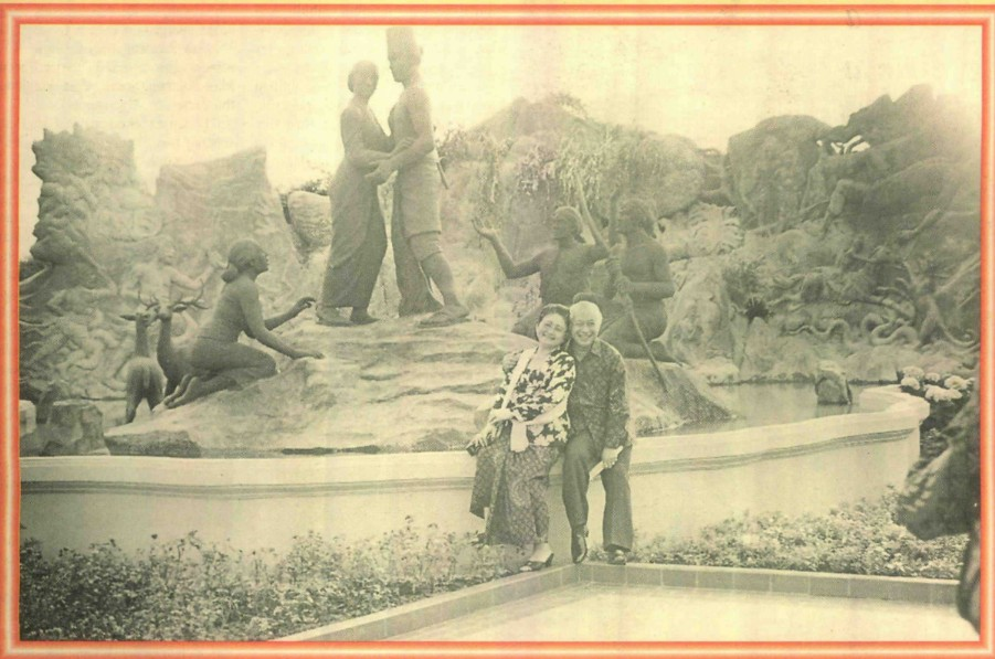 In Memoriam Hj. Siti Hartinah Soeharto (1923 - 1996) oleh Julius Pour ...