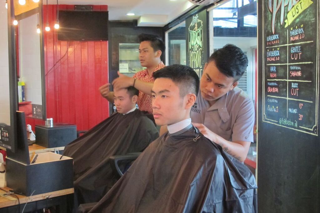 Barbershop Premium, Bukan Sekadar Tukang Potong Rambut