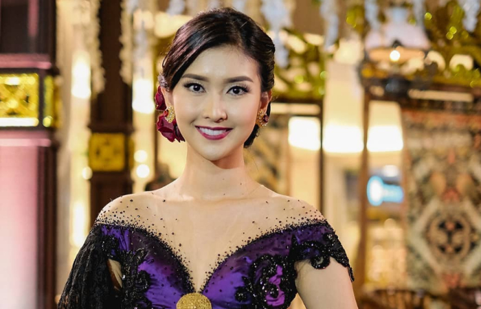 7 Dress Stunning Ala Puteri Indonesia Lingkungan 2017, Kevin Liliana ...