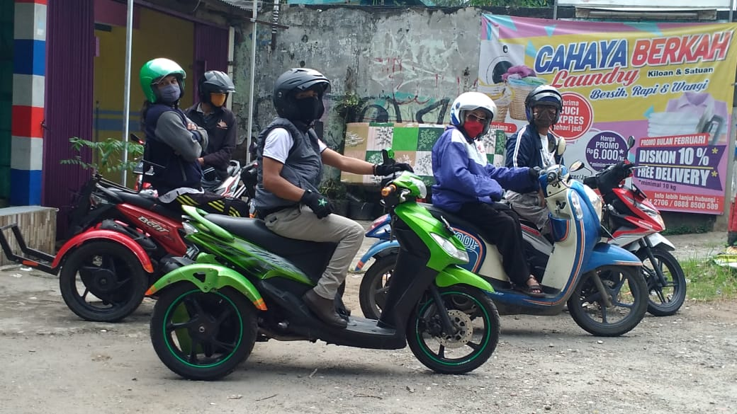 Salut! Komunitas Motor Difabel Motor Roda 3 Club Gelar Bakti Sosial ...