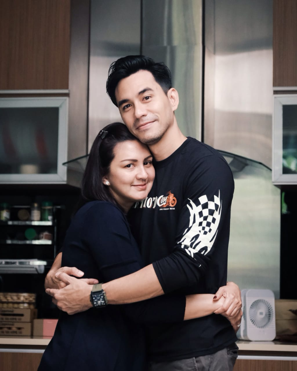 Donna Agnesia Positif Covid-19, Istri Darius Sinathrya: Aku Orang yang ...