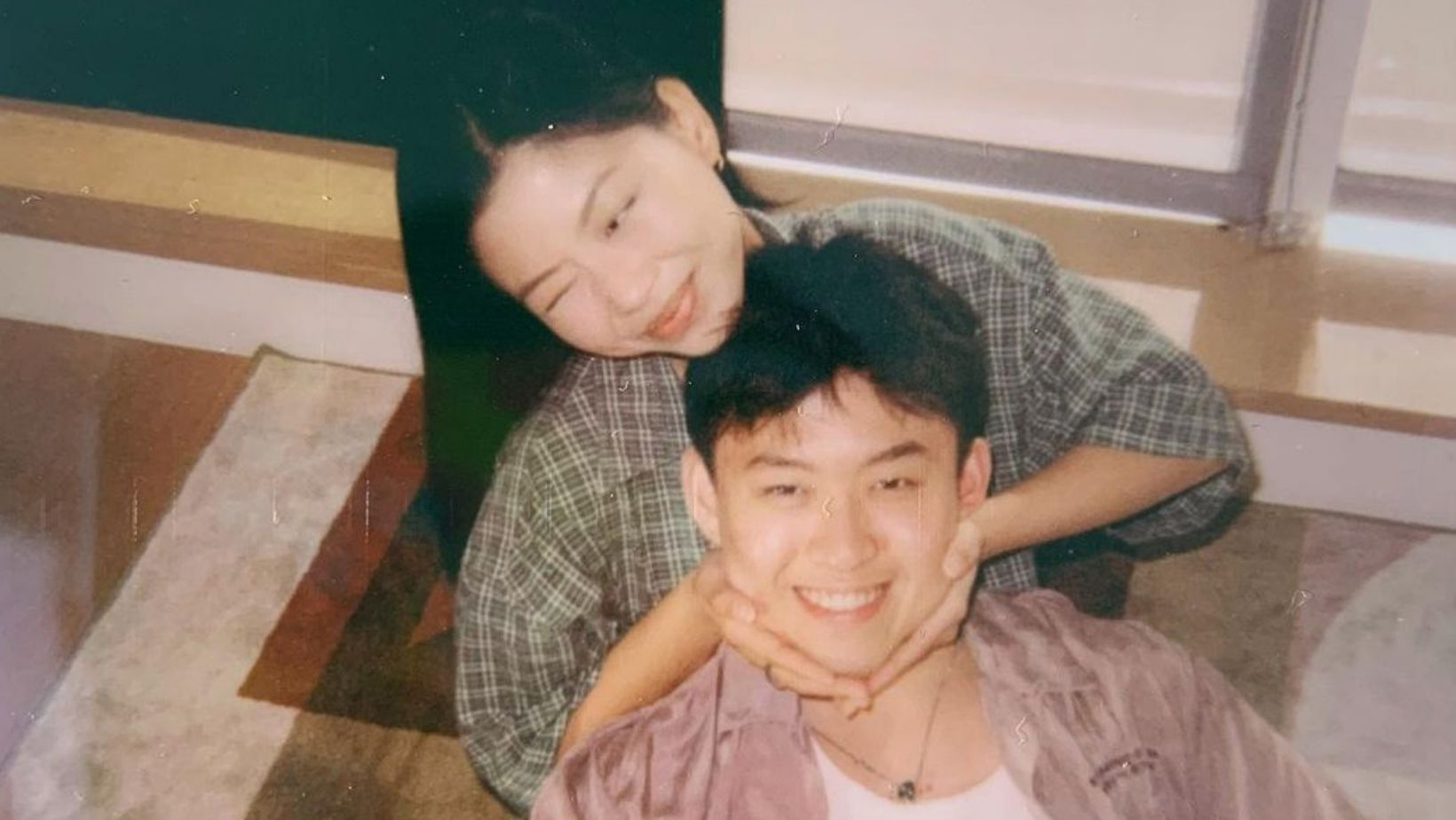 Asik Banget, Ini 5 Momen Rich Brian dan Vanntey Heng Saat Pacaran ...
