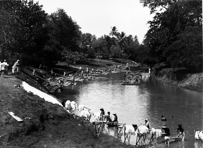 Ketika Orang-Orang Belanda Minum Air Bekas Mandi Warga Batavia ...