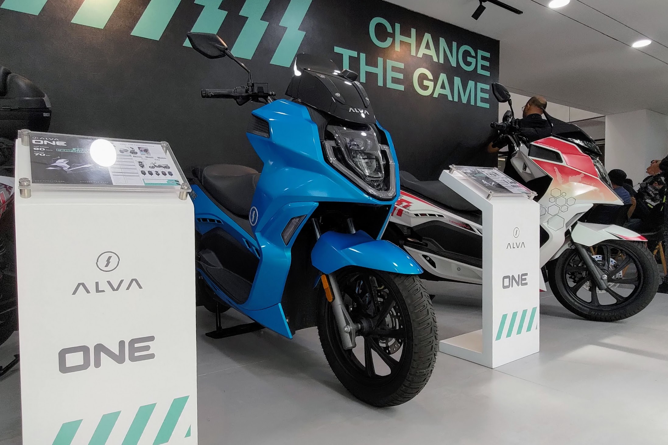 Subsidi Motor Listrik Terancam Batal, Tidak Ada di Alokasi APBN 2023 ...