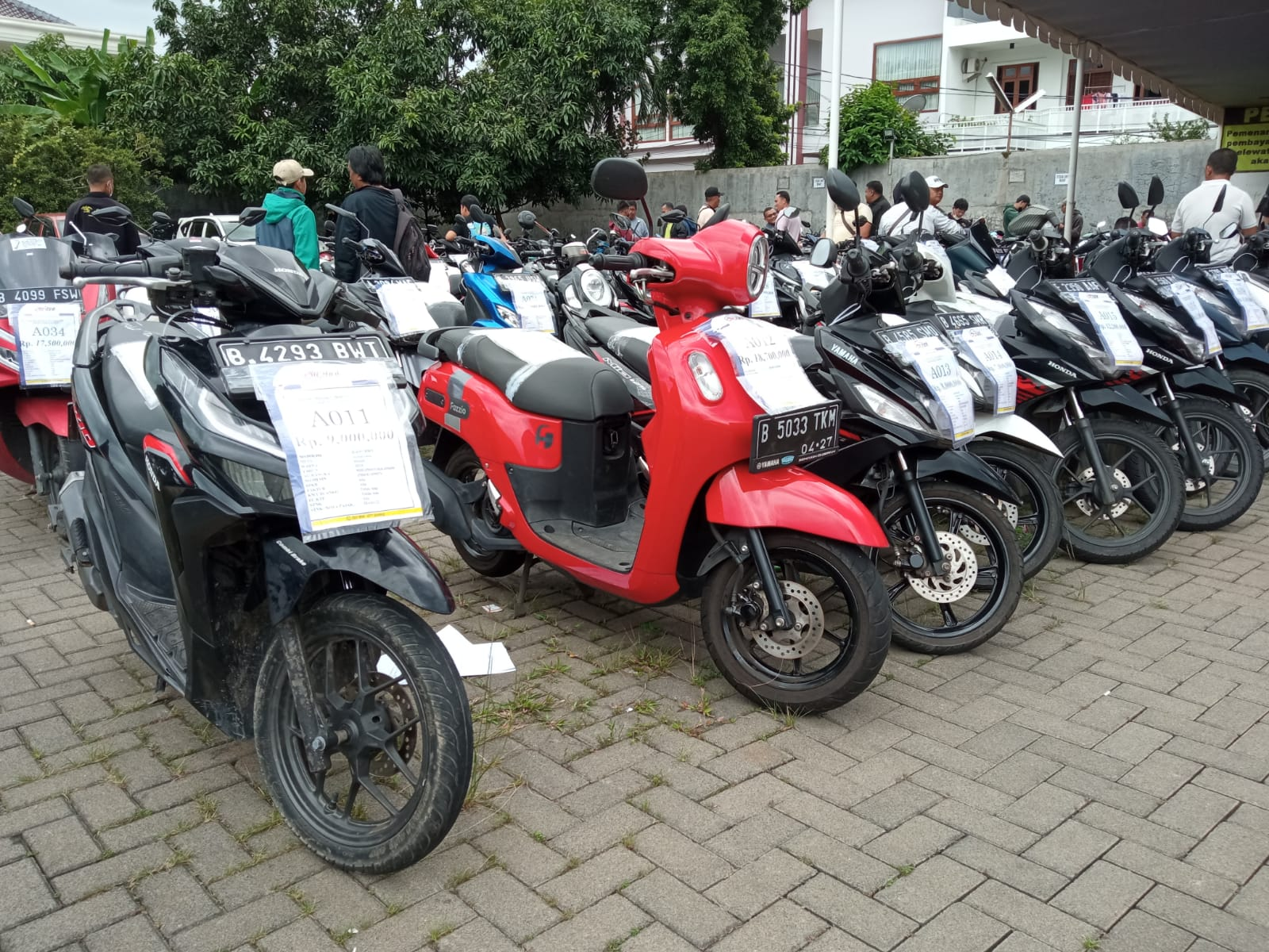 Beli Motor Matic Murah Akhir Tahun Ada Banyak Pilihan Di Balai Lelang ...