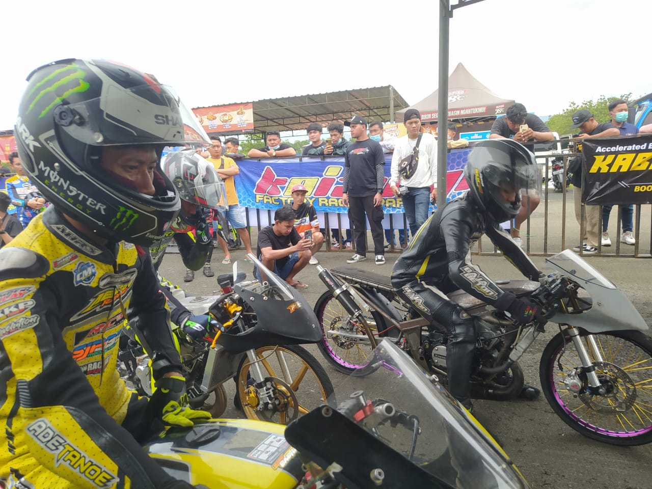 Hari Kedua Final Indonesia Drag Wars IDW 2022 Makin Seru, Penonton ...