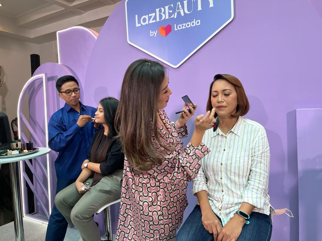 Lazada Adakan LazBeauty Masterclass Gandeng 5 MUA Ternama, Begini Cara ...