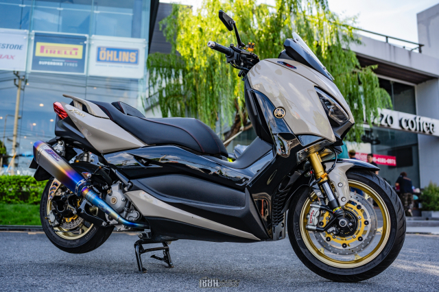 Modifikasi Motor Yamaha XMAX Lawas Dandan Ala Daily Racing Pas Buat ...