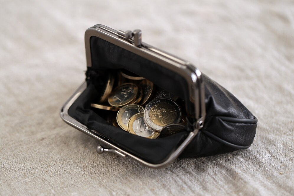 Dompet Hilang Pertanda Apa Menurut Primbon Jawa? Untung atau Buntung ...
