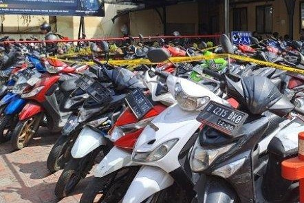 37 Motor Disita Polsek Tambora dari Bandar Curanmor, Honda BeAT Jadi ...