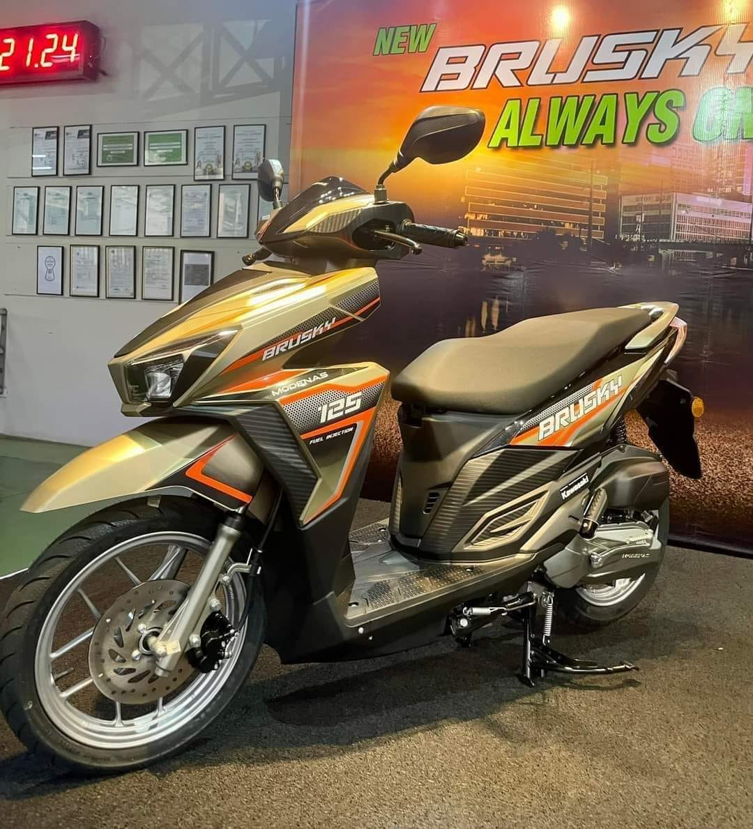 Resmi Kawasaki Jualan Motor Matic 125 cc Body Mirip Vario Namanya ...