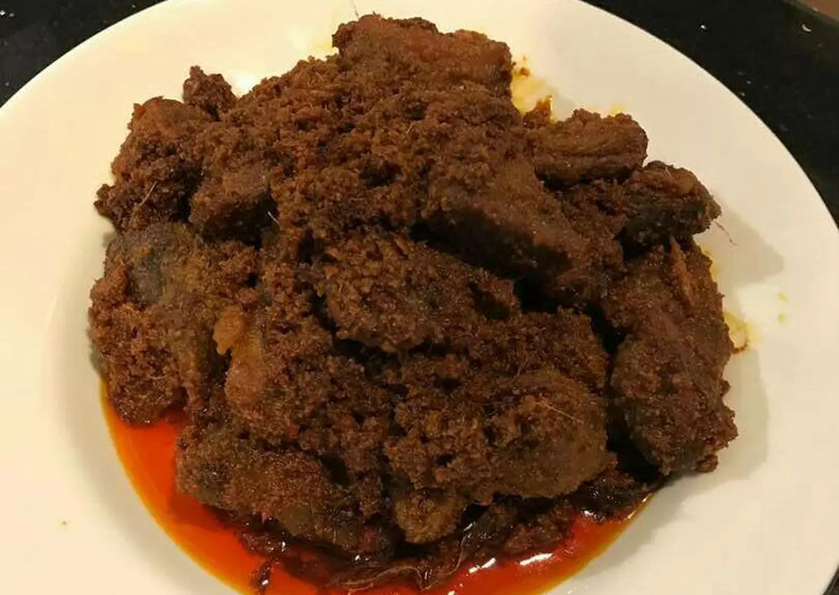 Cara Masak Rendang Daging Sapi Khas Padang Gurih, Berbumbu Rempah ...