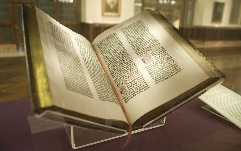 10 Buku Paling Mahal di Dunia yang Harganya Bikin Kita Geleng-geleng ...
