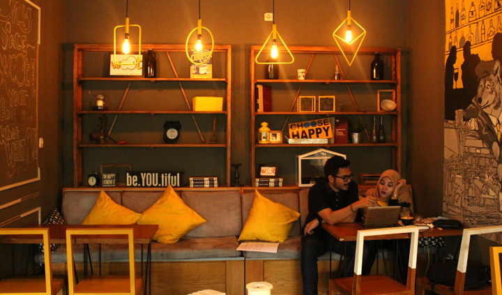 Sudut Nyaman Woot Cafe and Mates | National Geographic