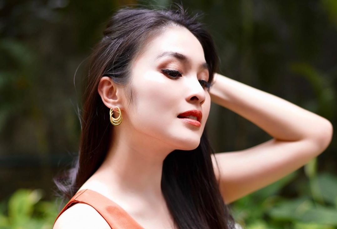 7 Tahun Lalu Bintangi Sebuh Iklan di Bangkok, Foto Lawas Snadra Dewi ...