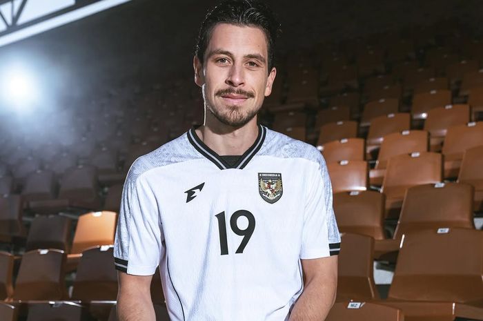 Gabung Persib Bandung, Thom Haye Sempat Beri Isyarat Bakal Bikin Fans Kecewa - Superball.id