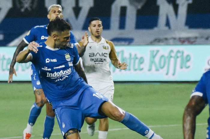 Kekalahan Persib dari Dewa United Harus Dibayar Mahal, Bojan Hodak ...