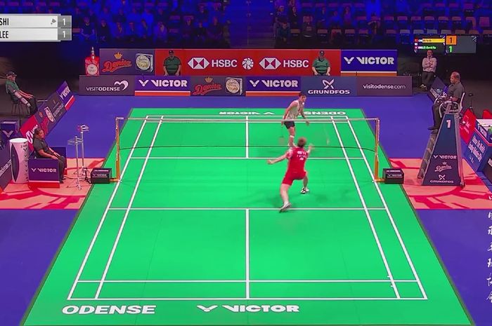 Hasil Denmark Open 2025 - Shi Yu Qi Main Cerdik saat Alwi Farhan Tak ...