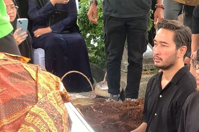 Jeje Govinda Ungkap Alasan Syahnaz dan Anak-anaknya Tak Hadir di ...