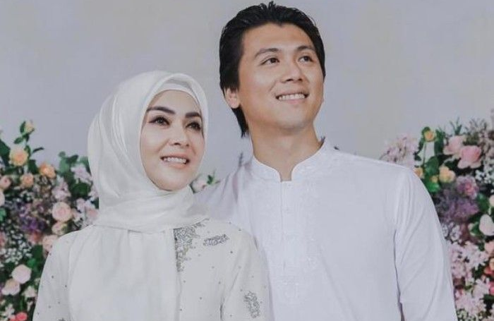 Kini Bak Jadi Ratu Usai Dipersunting Reino Barack, Siapa Sangka Syahrini Punya Perjalanan Cinta ...