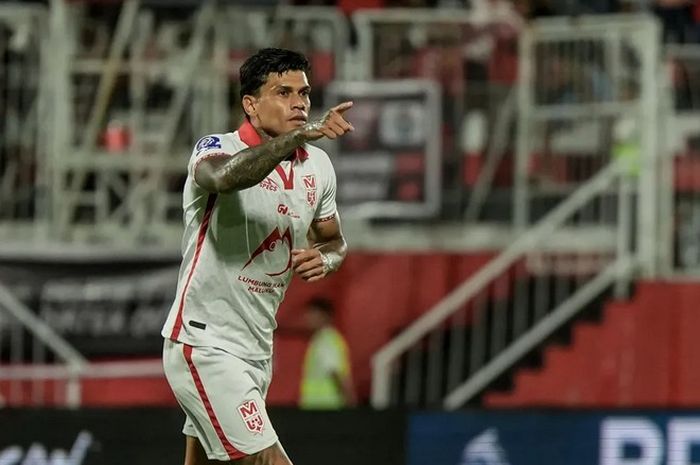 Ciro Alves Jalani Proses Naturalisasi, Hasrat Jadi WNI Sejak di Persib ...