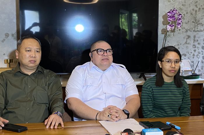 Mundur dari Kasus Vadel, Razman Nasution Jadi Kuasa Hukum eks Karyawan Denise Chariesta