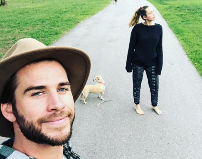Dikabarkan Putus dengan Miley Cyrus, Liam Hemsworth Unggah Foto Ini ...