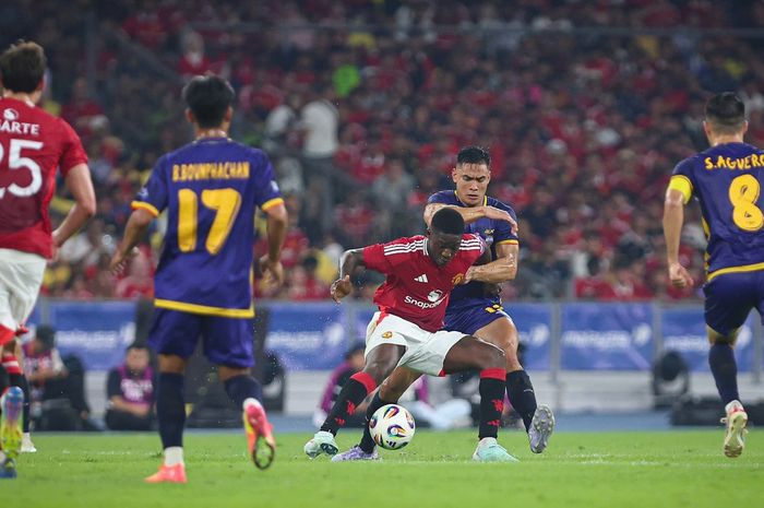 Kim Sang-sik Promosikan Pemain Timnas Vietnam ke Manchester United ...