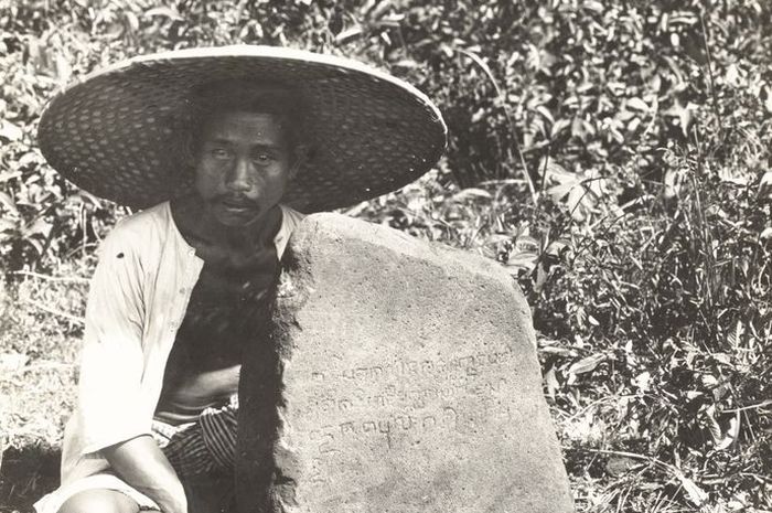 Krisis Identitas Sunda dan Kegagalan dalam Membaca Masa Lalu - National ...