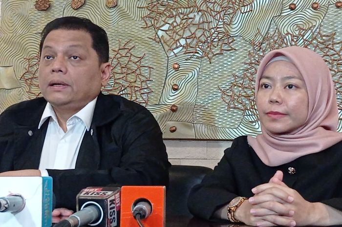 Andre Taulany dan Erin Batal Cerai, Anak-anak Sujud Syukur