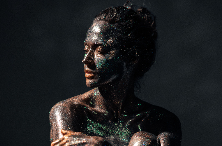 Dinaungi Lakune Bumi Seperti Rabu Pahing dan Kamis Kliwon, Simak Weton ...