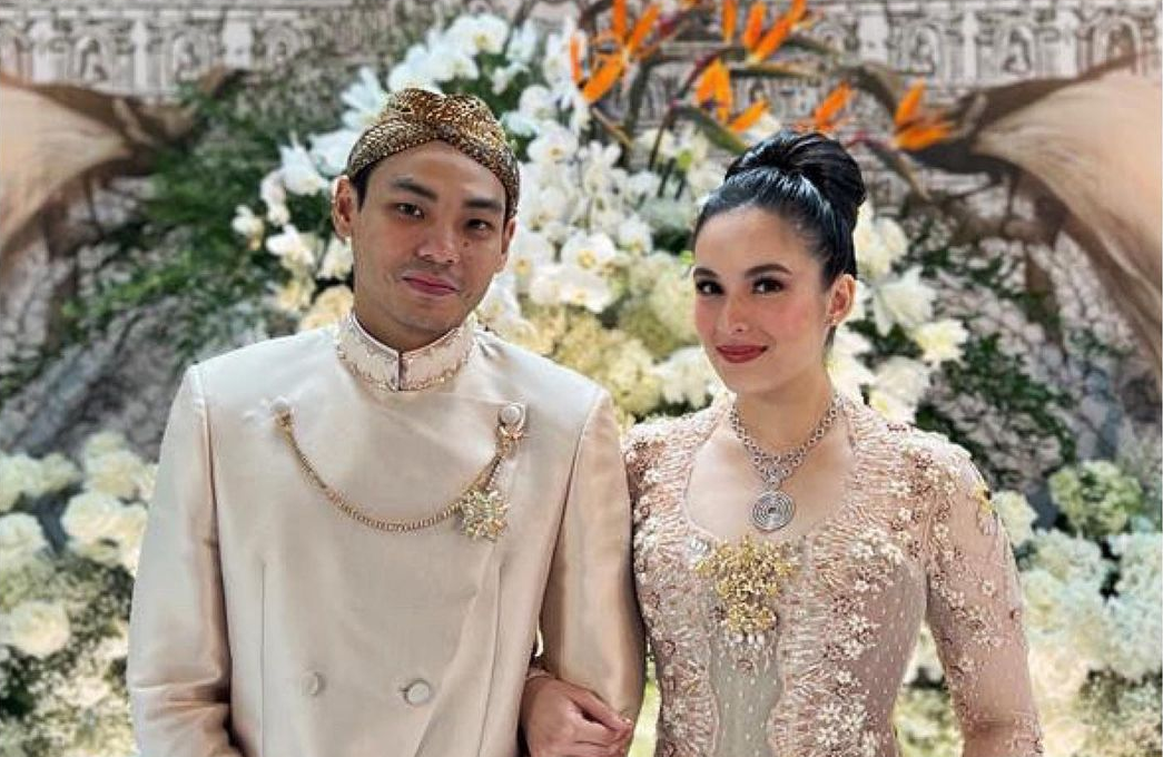 Selamat! Chelsea Islan Resmi Dilamar Rob Clinton Kardinal, Calon Suami Ternyata Bukan Sosok ...