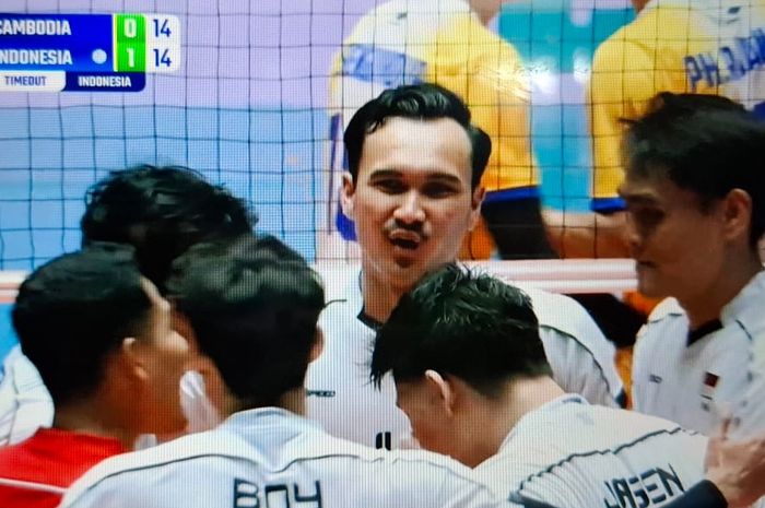 Hasil SEA V League 2025 - Service Ace Farhan Halim Hidup Lagi, Timnas Voli Putra Indonesia ...