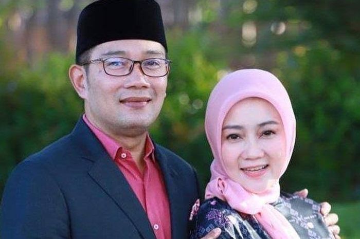 Ridwan Kamil dan Atalia Praratya Kepergok Datang Terpisah Saat Salat Idulfitri 2025, Rumah ...