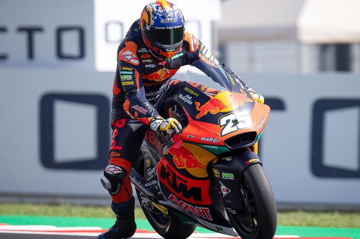 Hasil Moto2 San Marino 2021 - Raul Fernandez Kembali Nomor 1, Podium ...
