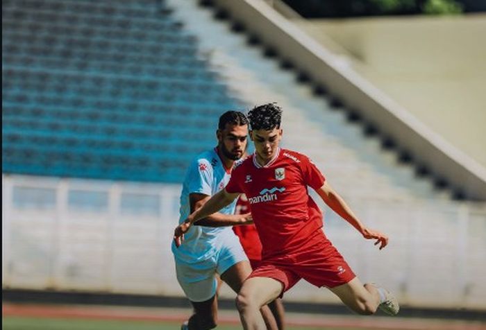 Sibuk di 3 Timnas Indonesia, Mathew Baker Berstatus Magang di Skuad ...