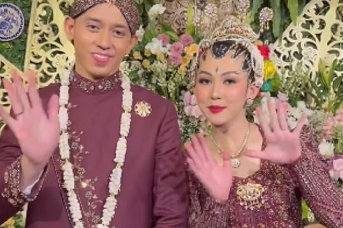 Resmi Menikah dengan Muhammad Rian Ardianto, Kebaya Ribka Sugiarto ...